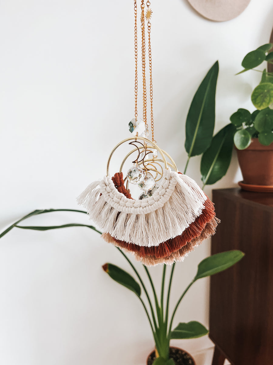 Petit Macramé Sun Catcher – macramesparlaura